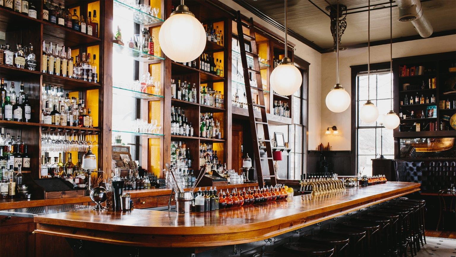The Hallmarks of Great Bar Design | SevenFifty Daily